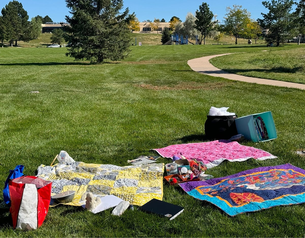 A Neighborhood Mending Circle P2 - Kiri - Medium