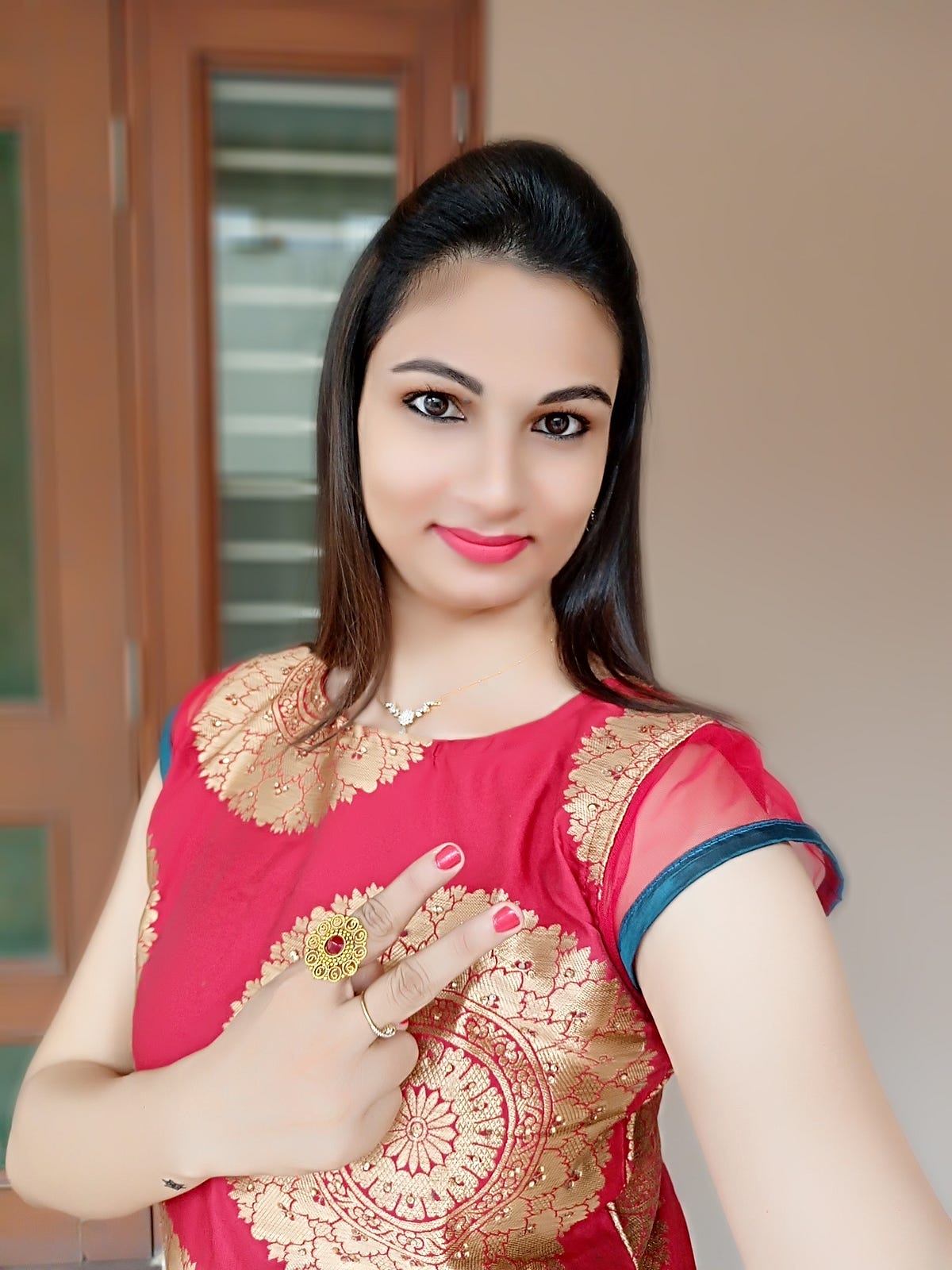 Riya Jain. Blogger and Seo Expert | by Riya Jain | Medium