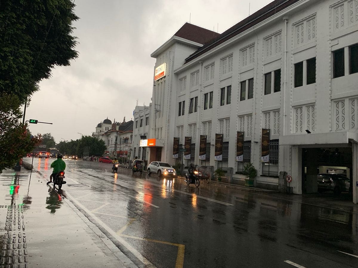 Novel Hujan | by el | Nov, 2024 | Medium