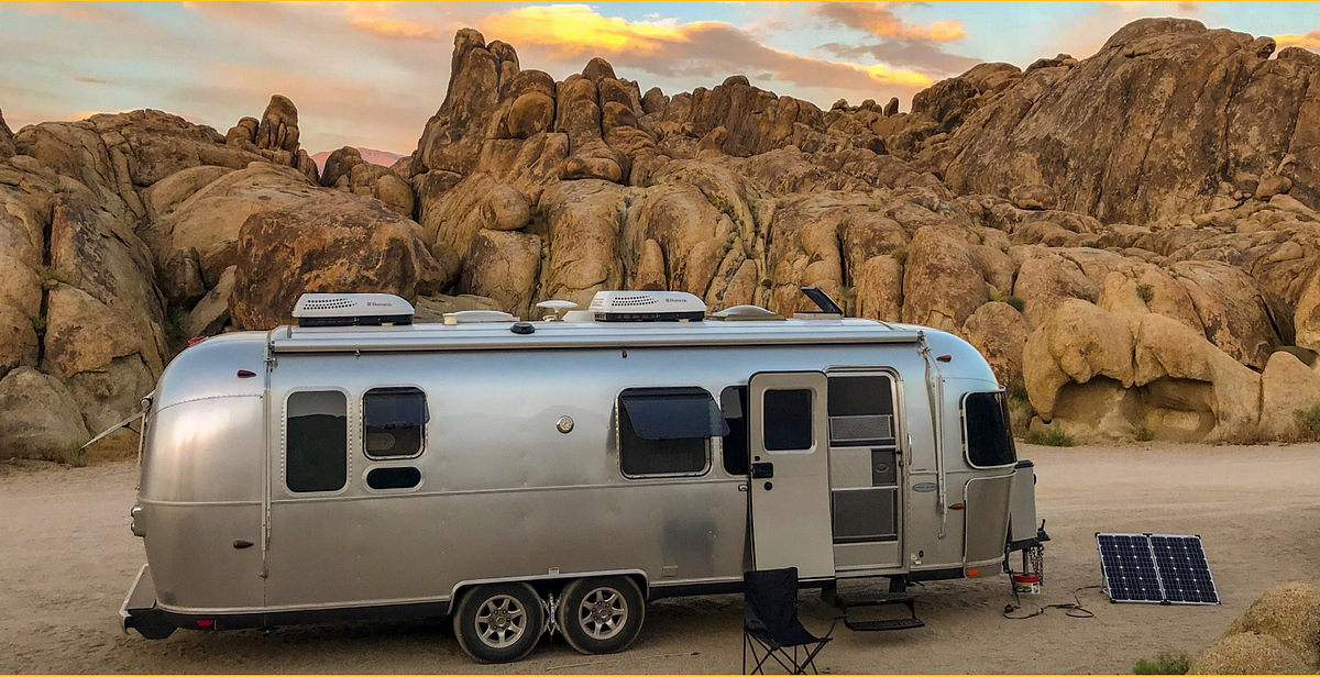 How to Hook Up Solar Panels to RV Batteries | by Effortless RVing | Medium