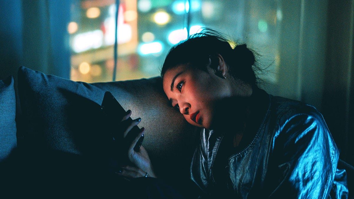 scrolling through your instagram. it’s the cardinal rule nobody follows… | by zenith | Medium