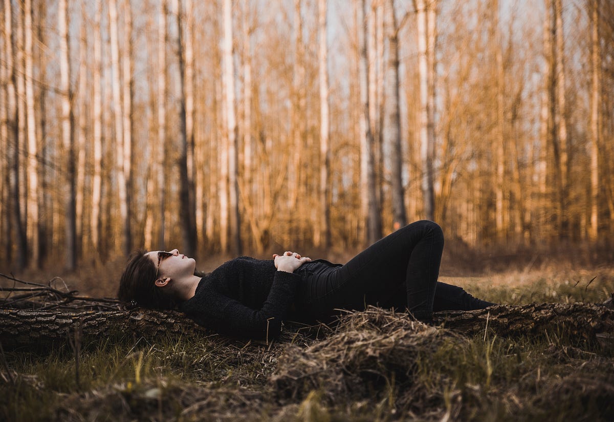 How to Ground Yourself and Why Do It | by Naima Ritter | Medium