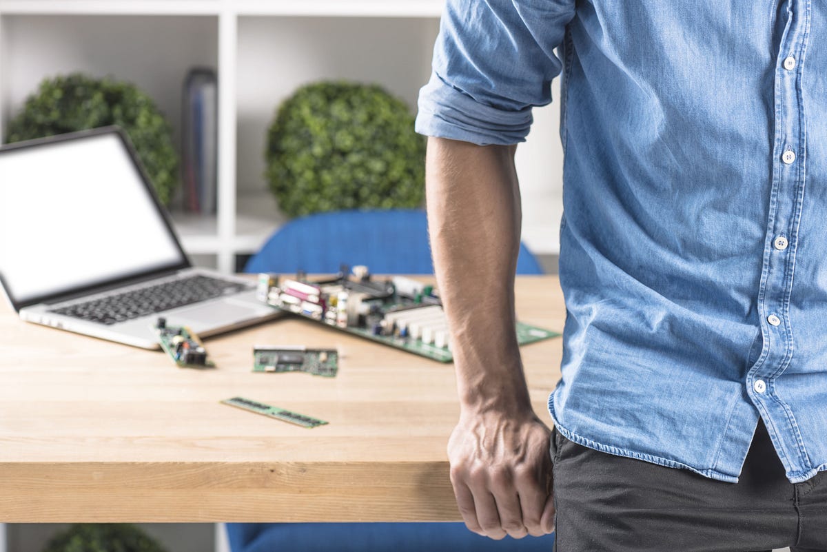 How to Choose the Best Computer Repair Service in London | by ...