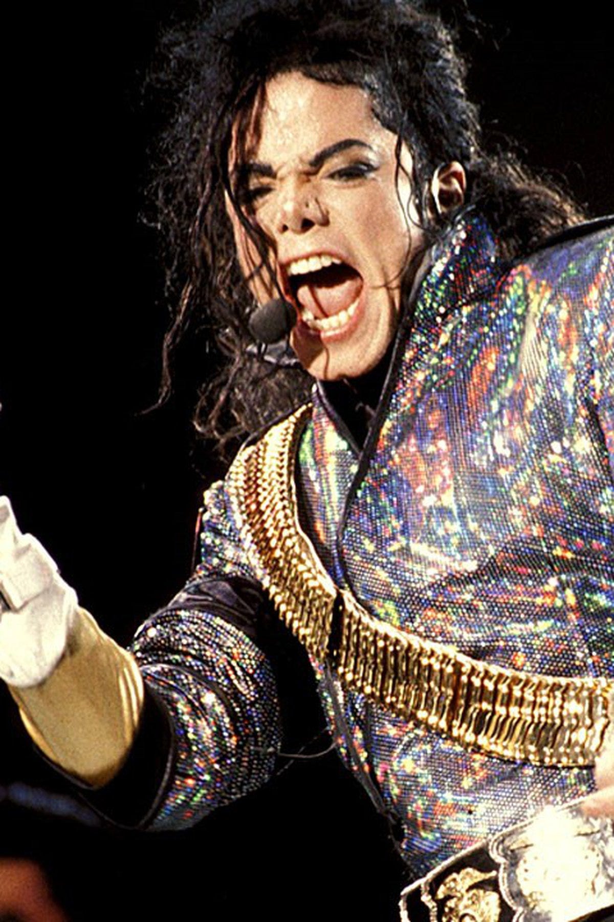 How did the King of Pop Michael Jackson die? | by Saadmuhyi | Medium