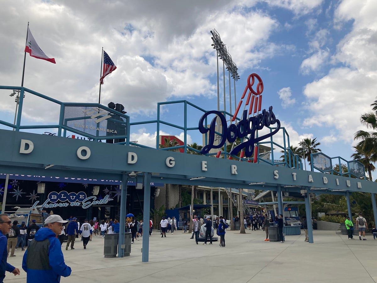 Dodger Stadium - A personal mission to visit all MLB stadiums | by Sho ...