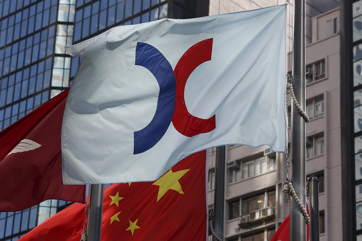 左右逢源留退路 好股不愁跑唔出. （… | by 信報財經新聞 | 信報財經新聞 HKEJ | Medium