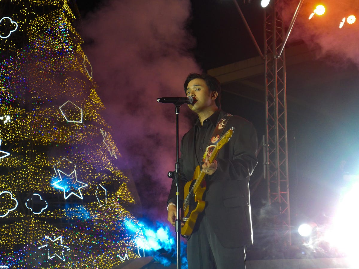 Drizzles of Light, Skies of Hope: UST fetes Paskuhan Concert 2025 | by ...