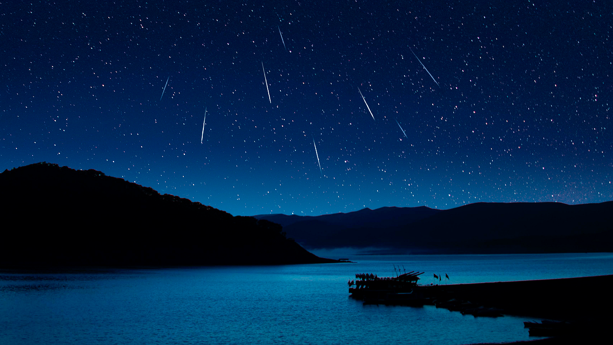 Gamma Normids Meteor Shower Reaches Its Peak: Where and When to See the ...