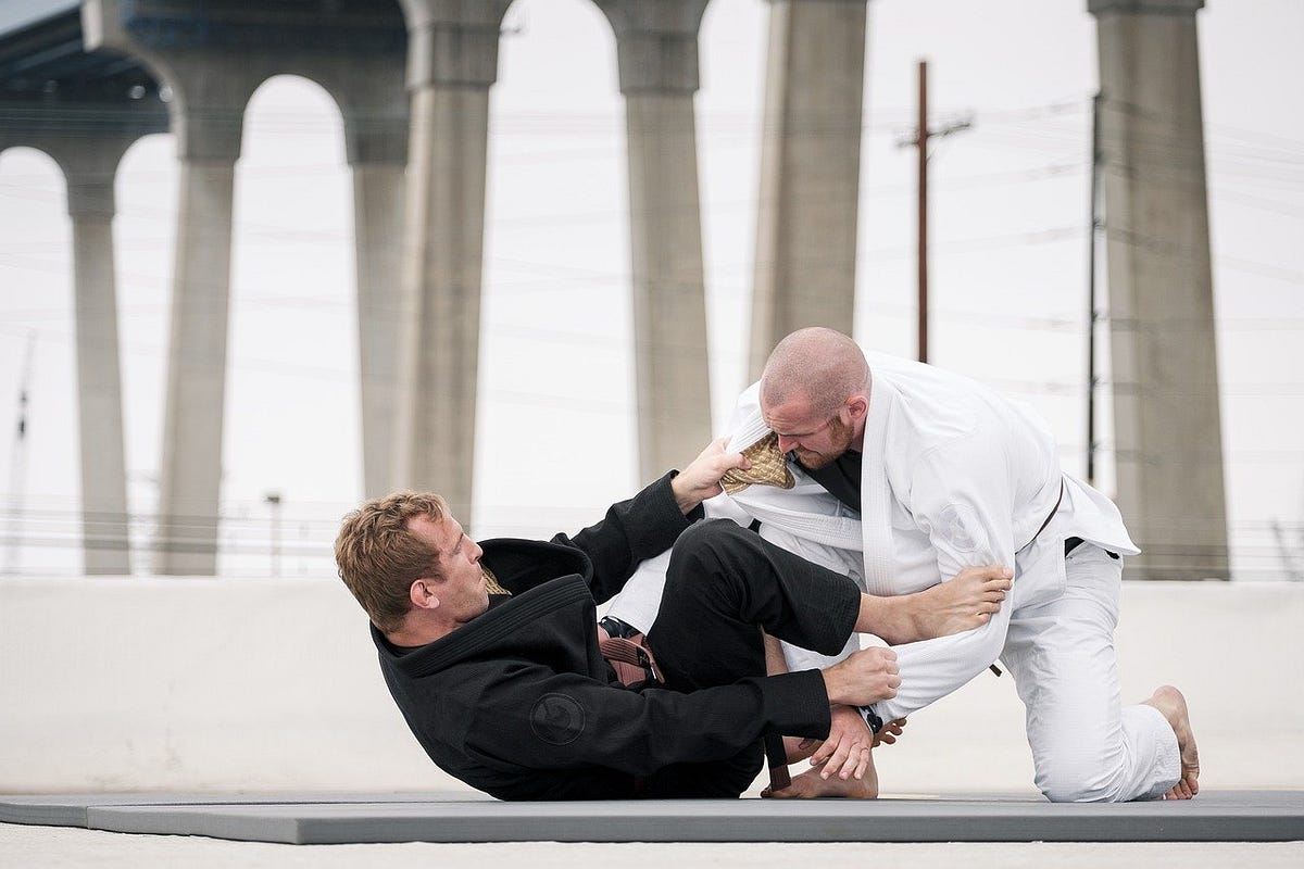 Itai Liptz: The Connection Between Success in Business and Martial Arts | by Itai Liptz | Medium