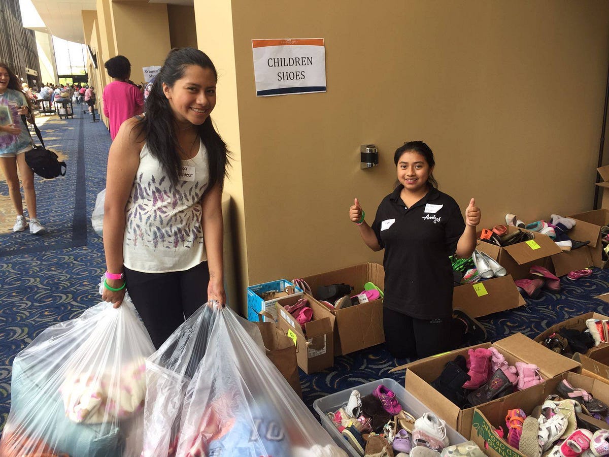 International Exchange Students Lend a Hand During Hurricane Relief ...