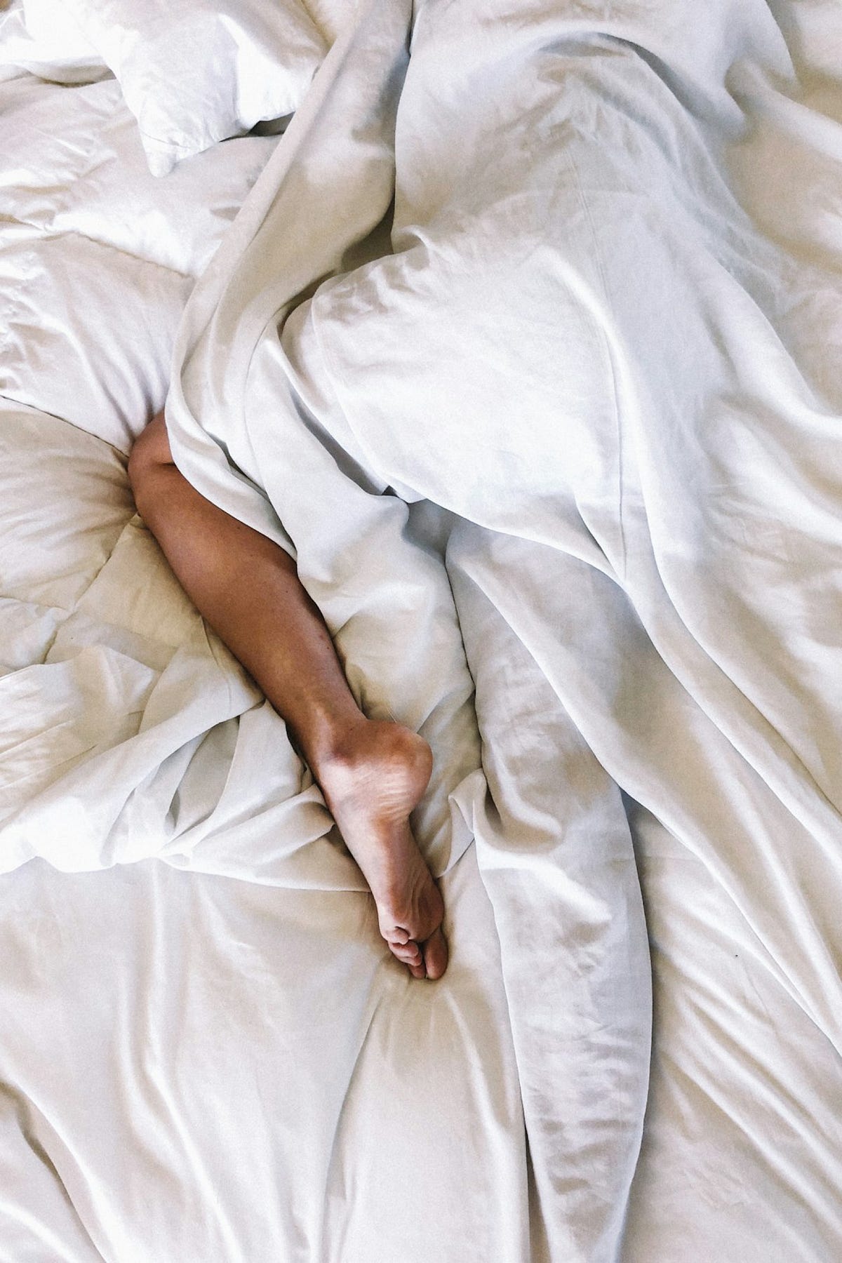 Powerful voices that make me fall asleep at night | by Carol.Shii ...