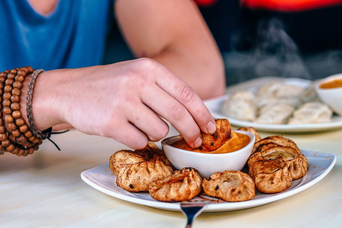 5 Best places in India to have Momos | by Smriti Arya | Medium