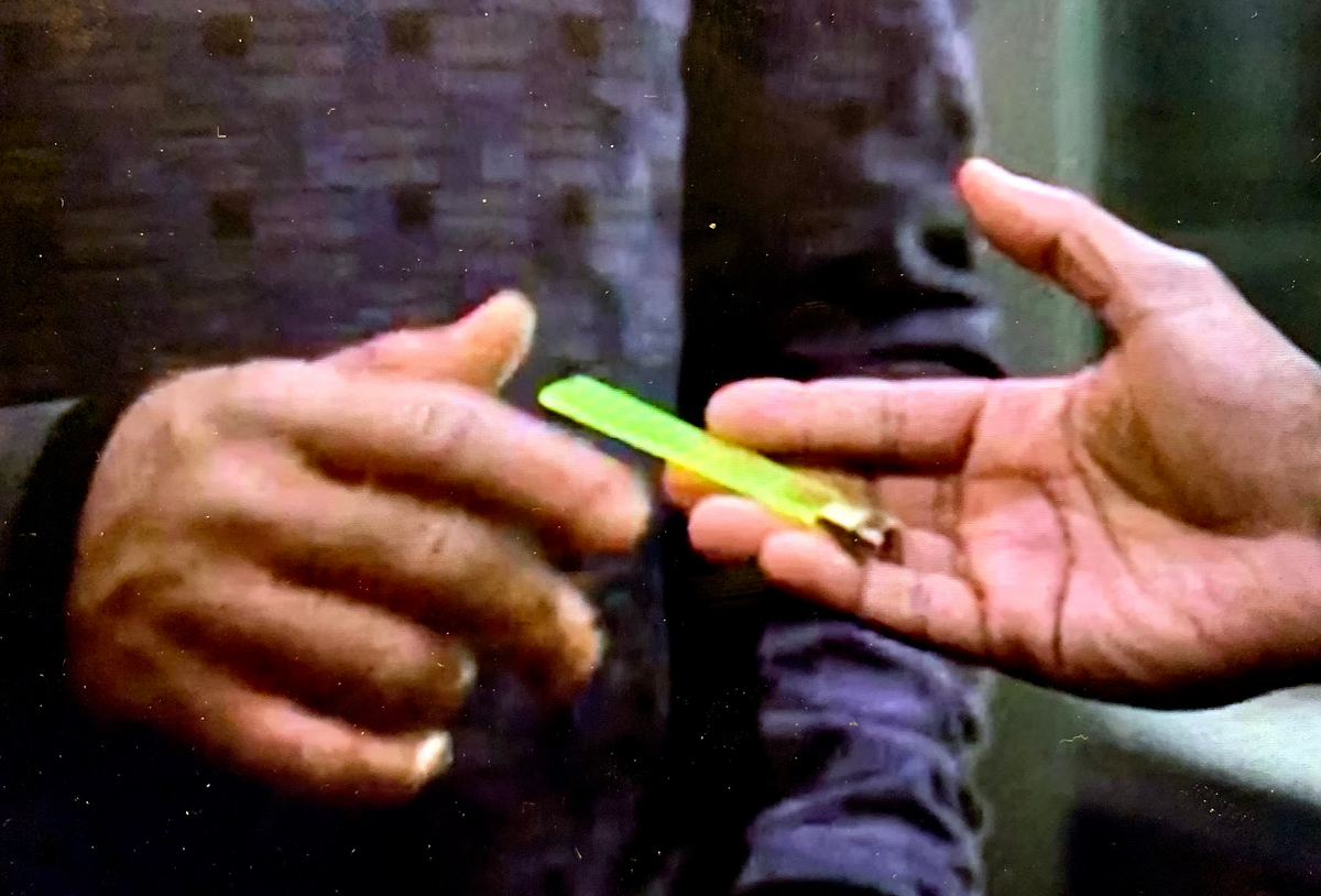 Star Trek Voyager’s thumb drive pre-dates 1st actual USB thumb drive ...