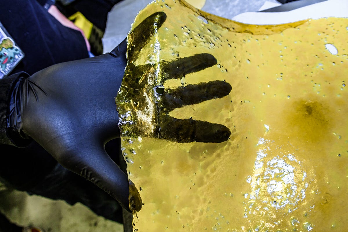 Clear Shatter Cannabis