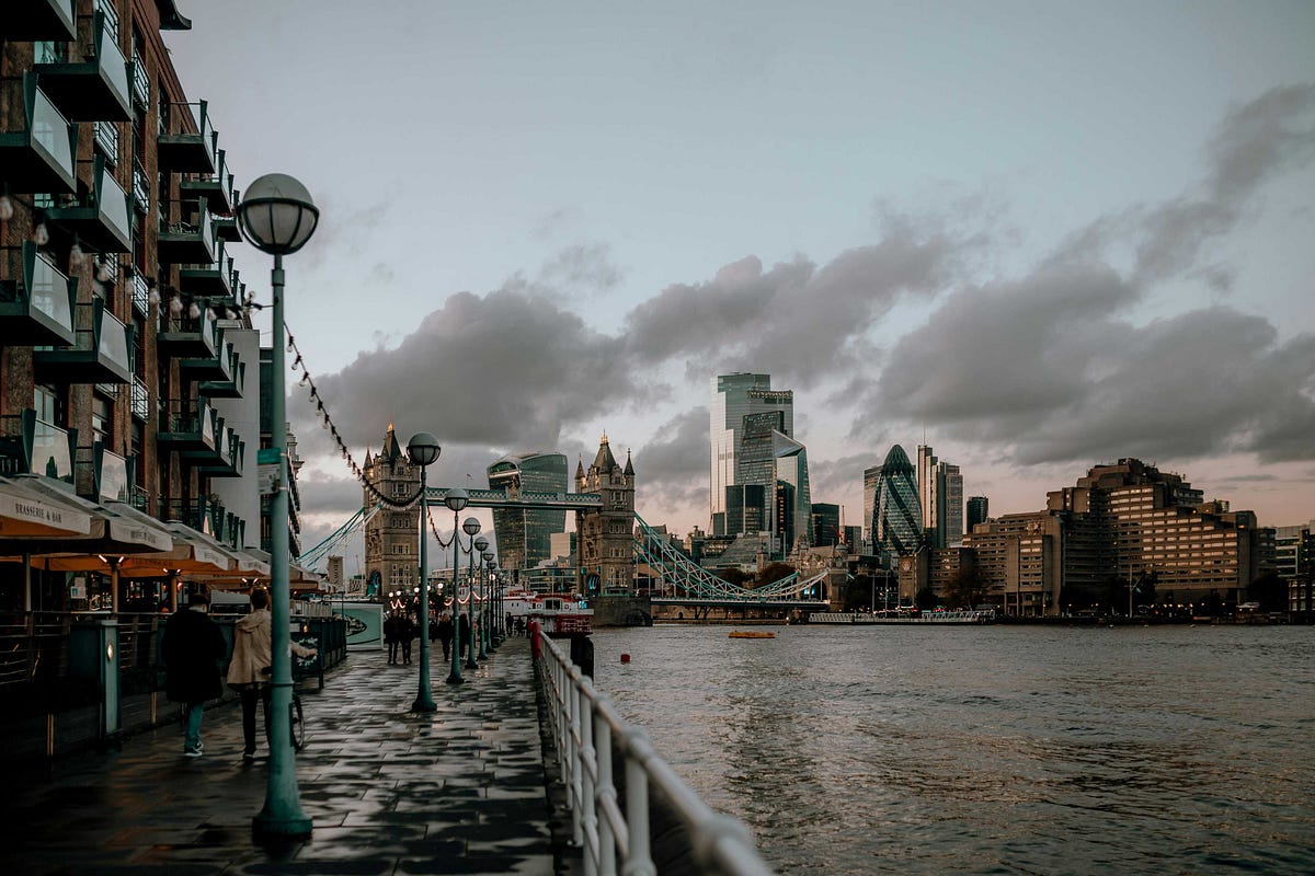 The Thames: A River Running Through Time | by Tarek Mahmud | May, 2024 ...