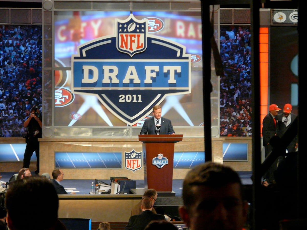 Making the Pick: 2026 NFL Draft full first-round mock | by John W ...