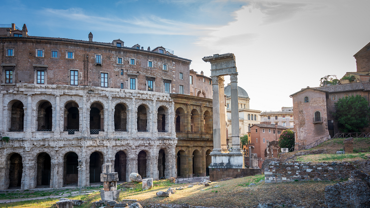 Bonding Through Stories: The Colosseum, Venice and The Duomo of Milan ...