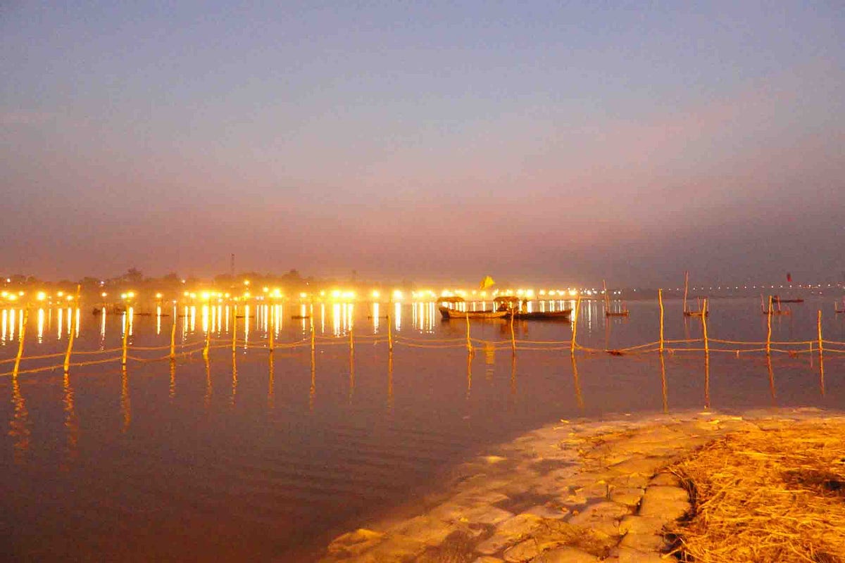 Geographical Features, Location And Climate Of Allahabad | by ...
