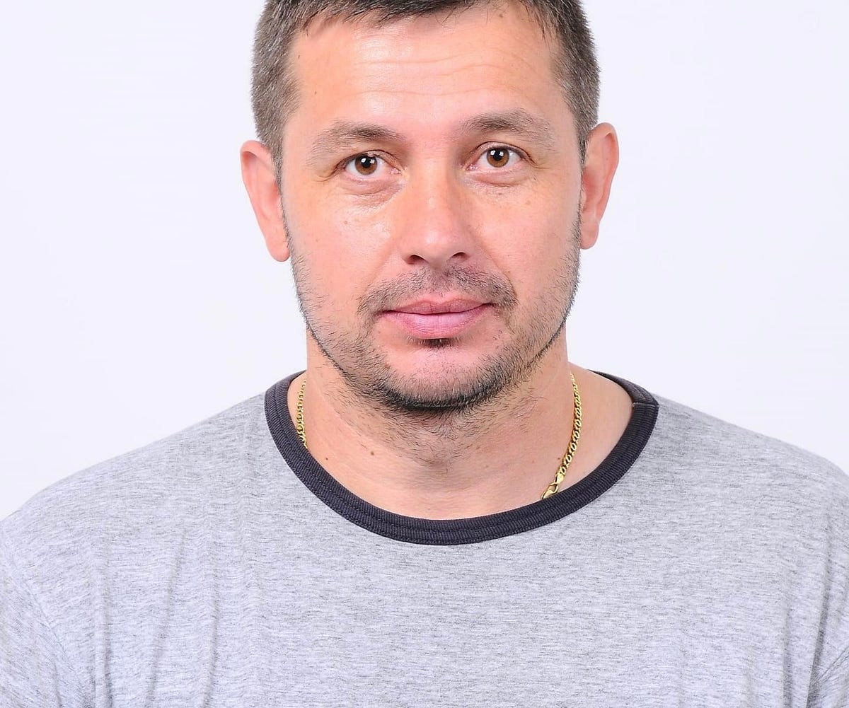 Iliyan Pashov | The Football Referee | by Georgi Nichev | Medium