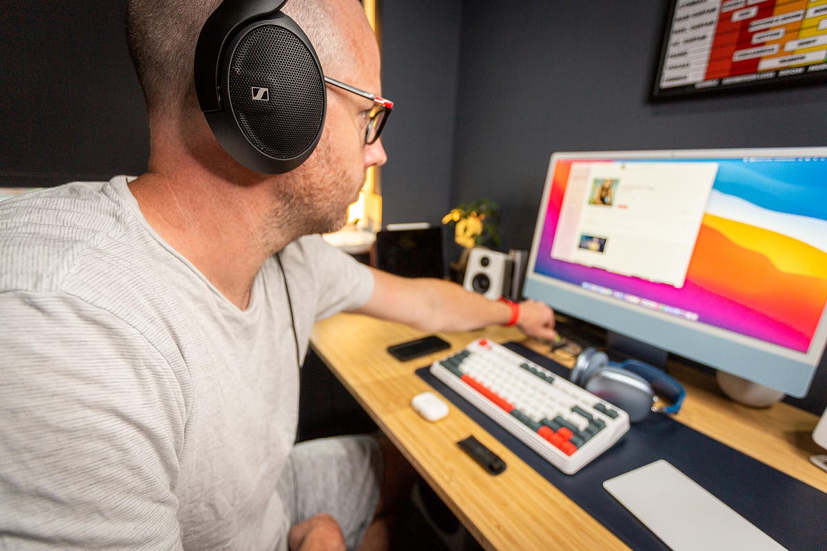 What Apple Music Lossless, Spatial Audio and Dolby Atmos REALLY sound like | by Mark Ellis | Mac ...