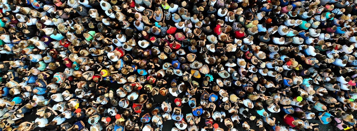 How Math Proves Crowds Are Smarter Than Experts | by Tyler the Skeptic ...