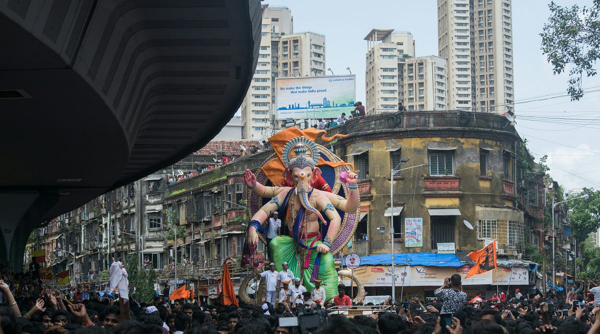 Designing for Chaos: Lessons from Bombay Streets | by Ayush Biyani | Medium