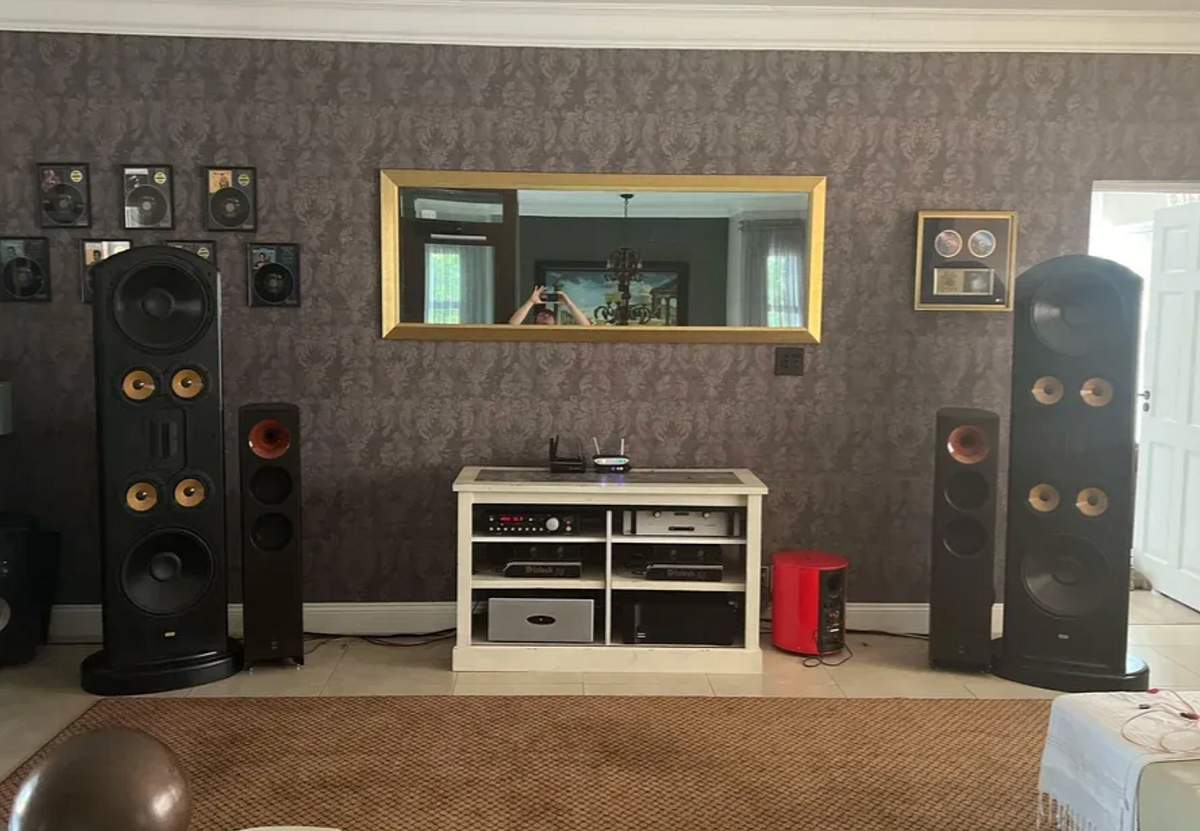 hifi seSonic Panorama Shaping Depth and Detail | by HiFi Fan | Medium
