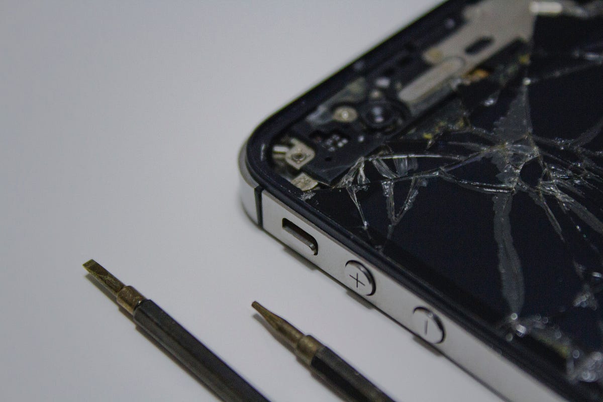 Why are Smartphones Designed to Break, and What Can Be Done About it ...