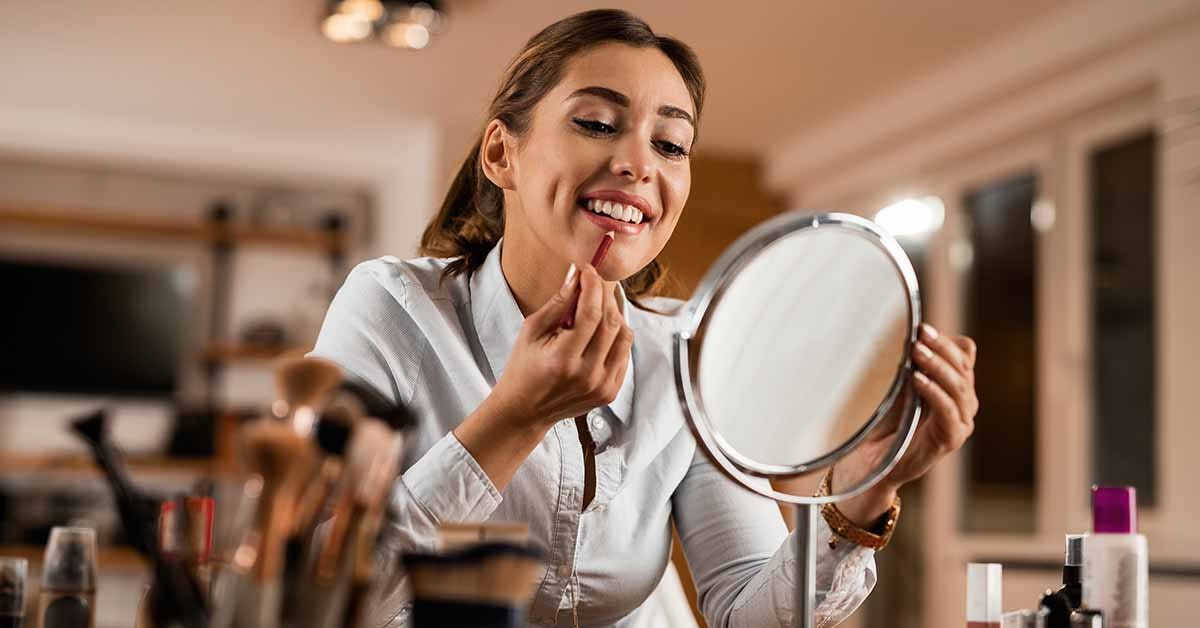 Can the Bad makeup ruin your skin? Here’s everything you should know ...