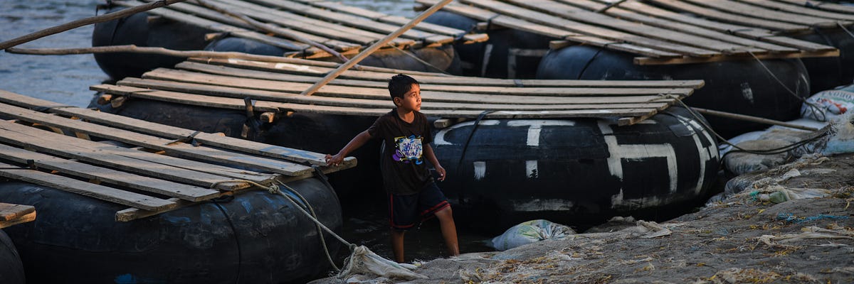 In Photos: The Central American Migrant’s Journey to Asylum | by ...