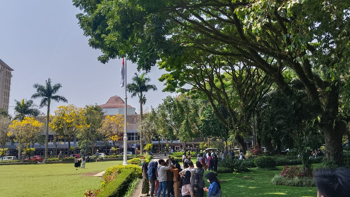 Selamat Berkuliah, Abang!. | by Muhammad Akmal Fauzan | Medium