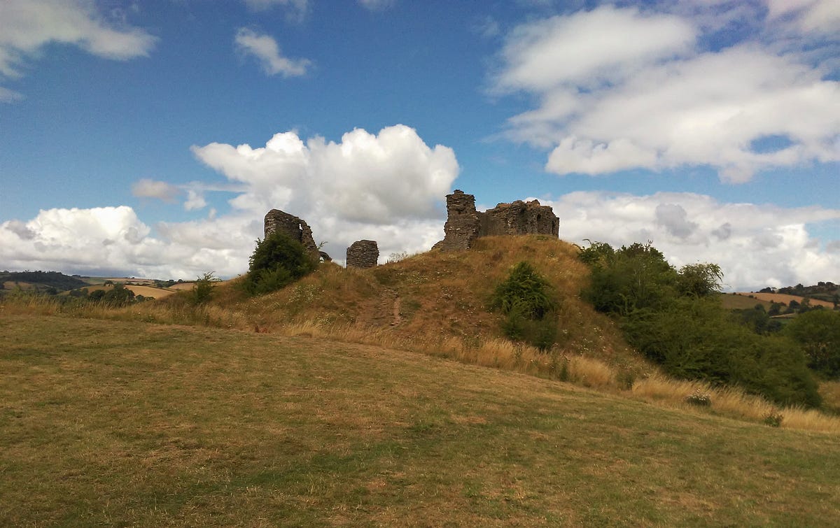 The medieval ruins of Clun Castle | by Stephen Blackford | Medium