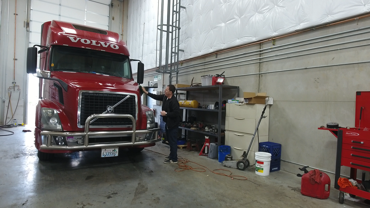 Maintaining Your Fleet of Tractor-Trailers in Road Worthy Condition ...