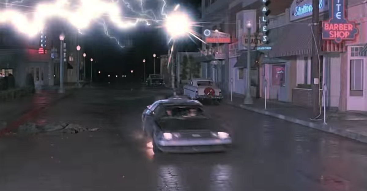 Back to the Future in 88 seconds. How far back is Marty’s 88mph ...