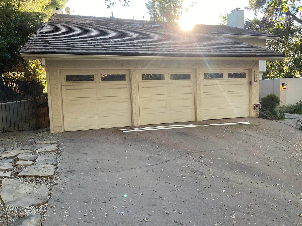 Top Tips for Proper Garage Door Maintenance | by Gene Silva | Medium
