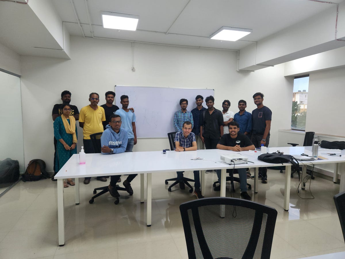 The Linux Installation Party. FOSS United Chennai. | by HARI PRASANTH S ...