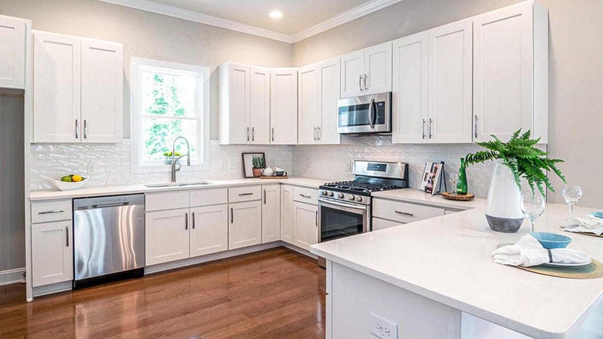 KITCHEN DESIGN BELLEVUE - dev sisodiya - Medium