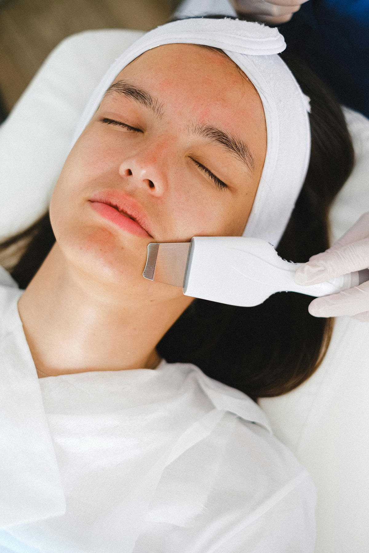 How Dubai’s Best Dermatologist Transformed My Skin: Reclaiming My ...