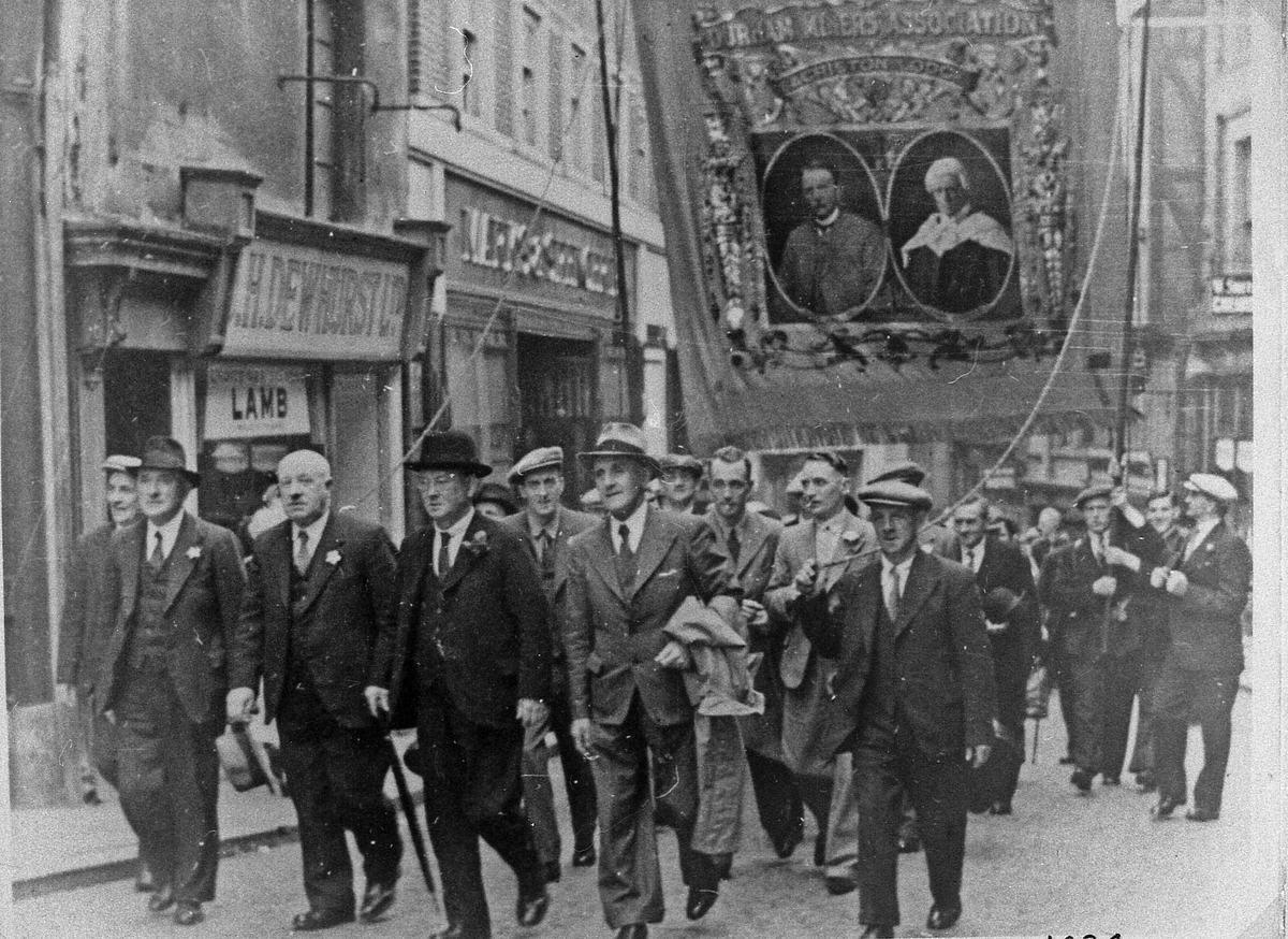 How Lord Sankey came to be on the Sacriston Lodge banner. | by John ...