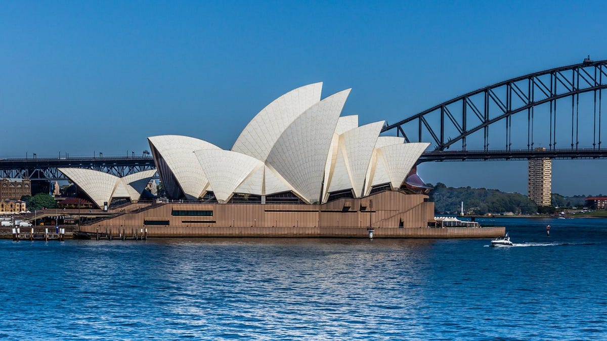 Travel tips for Australia. Australia is a vast and diverse… | by Fly ...