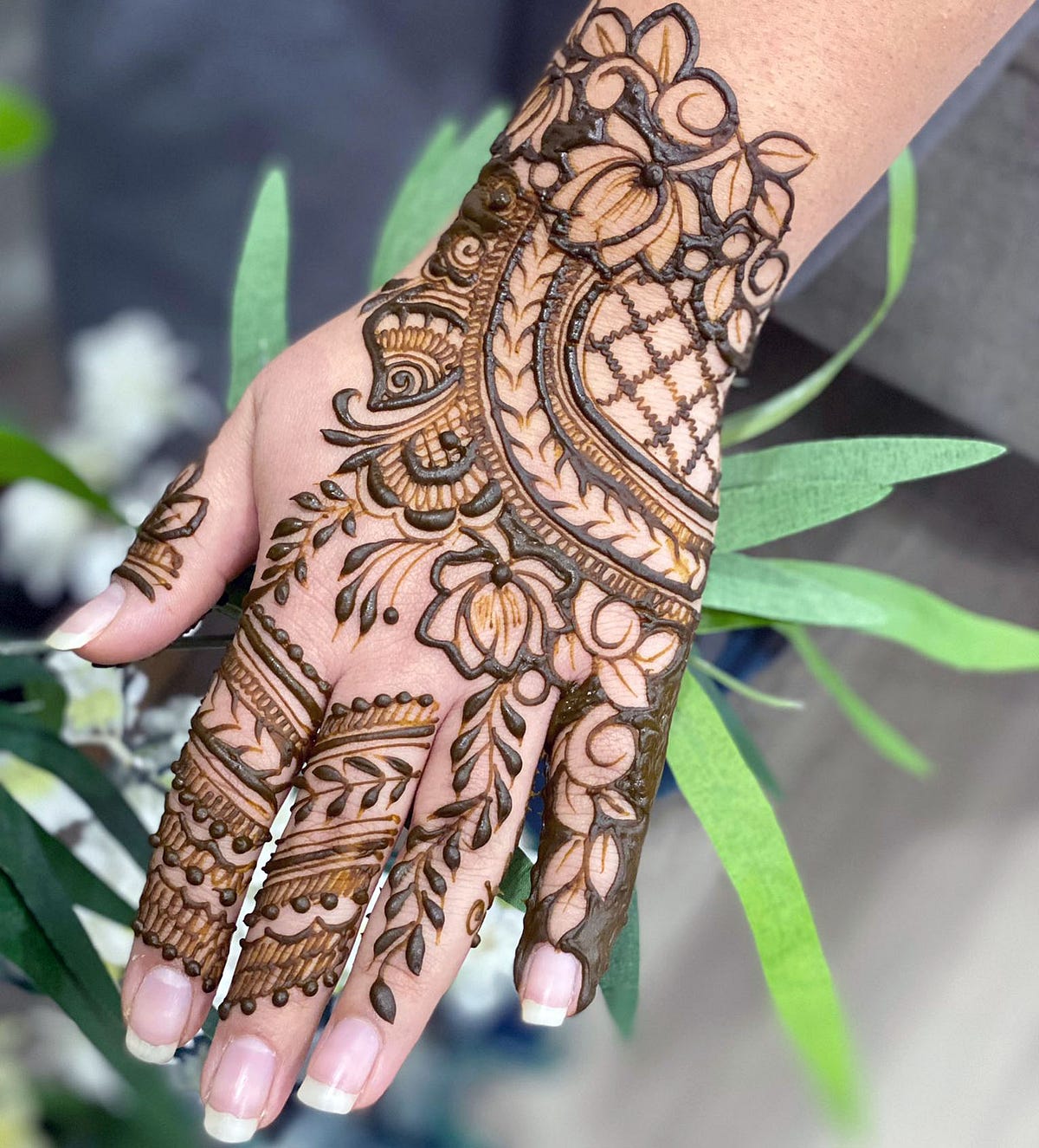 Henna is for All Seasons, Try Henna Artist Brampton For The Surreal ...