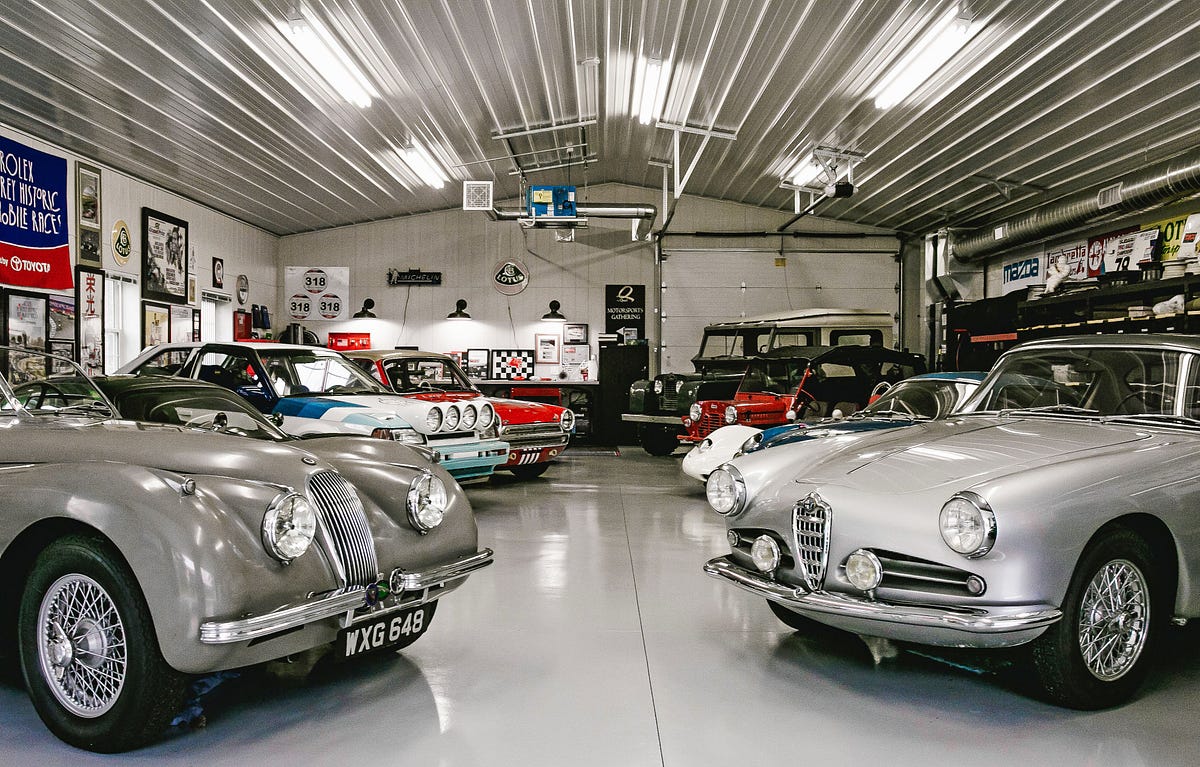 Reviving The Classics: How Classic Car Galleries Keep Vintage Car ...