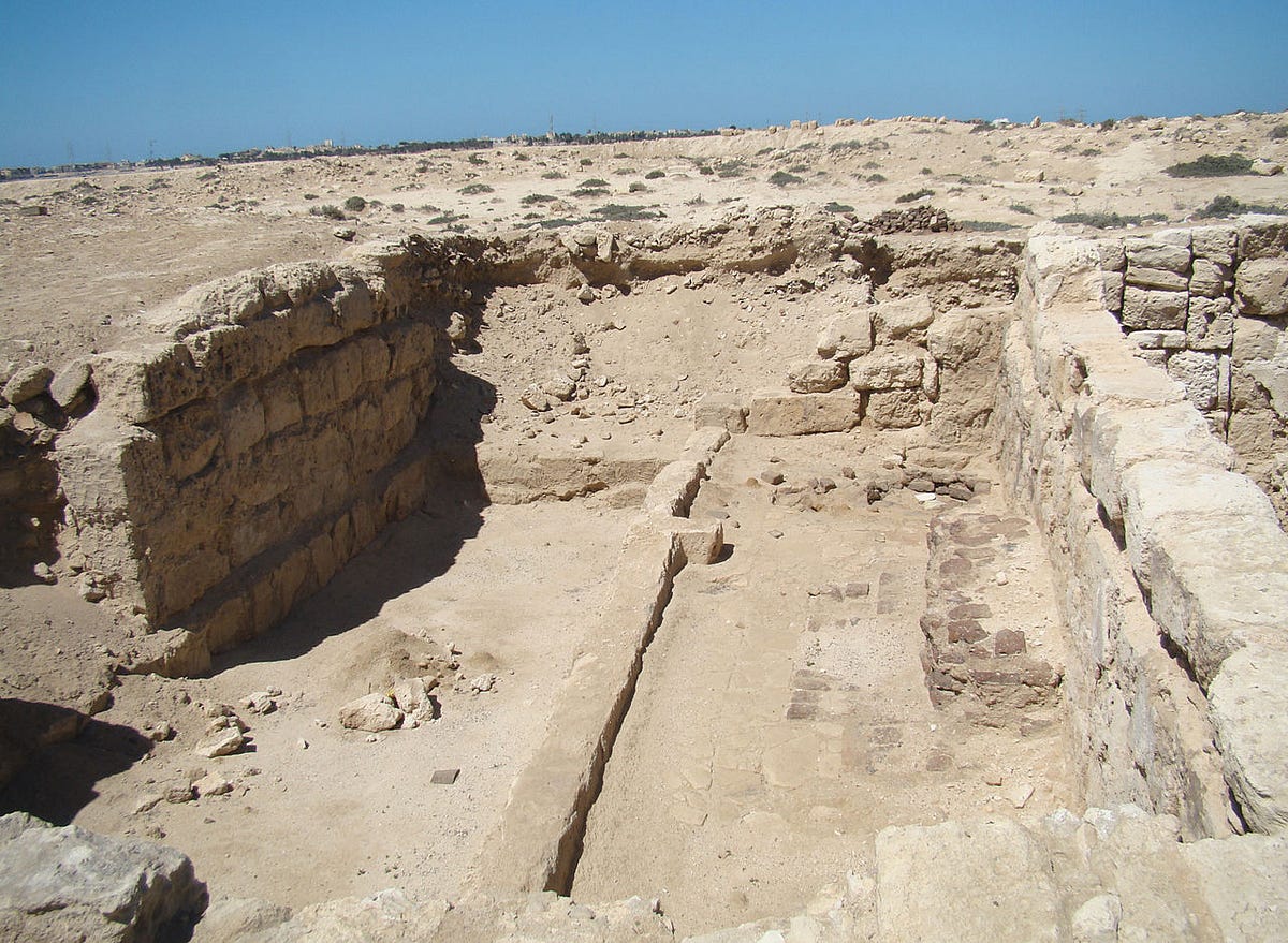 Smiling sphinx with emperor’s face found from Roman Egyptian era | by ...