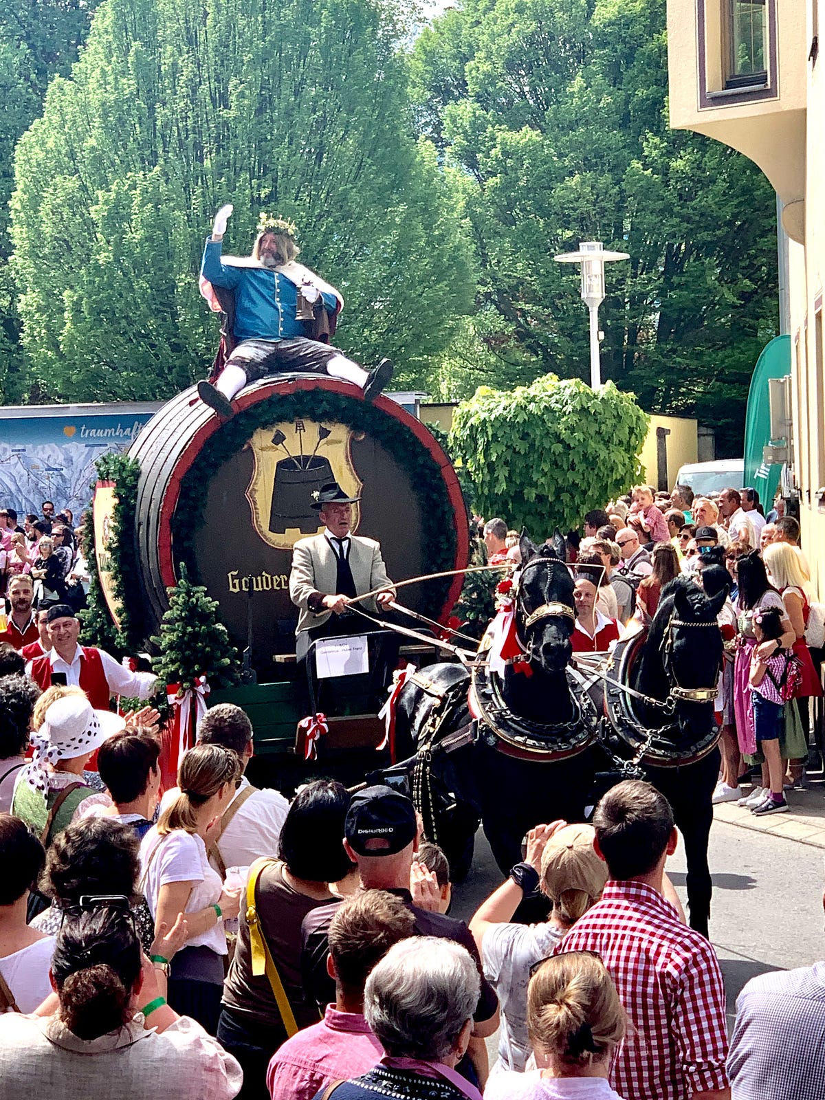 Tyrol’s Folk-Polka-Palooza Parade | by Tim Ward, Mature Flâneur ...