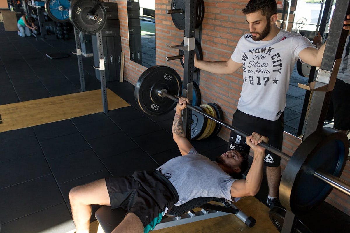 First-Time Gym Workout for Beginners: How to Achieve Your Fitness Goals ...