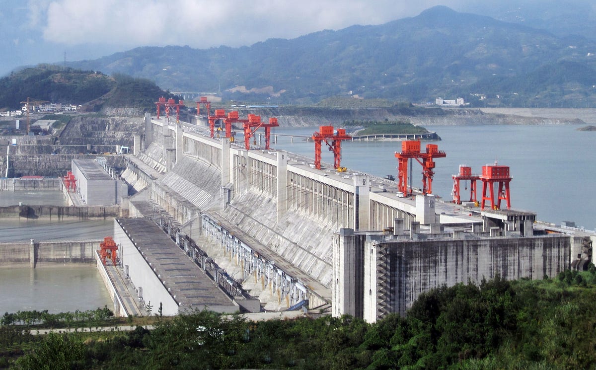 This Hydroelectric Dam Is So Large It Slows The Rotation of The Earth ...