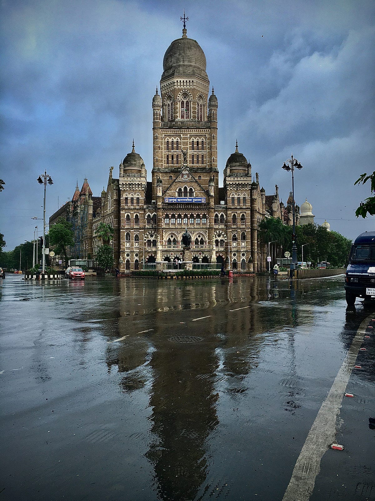 “Exploring the Heart of Mumbai: A Walking Tour Adventure” | by Travel ...
