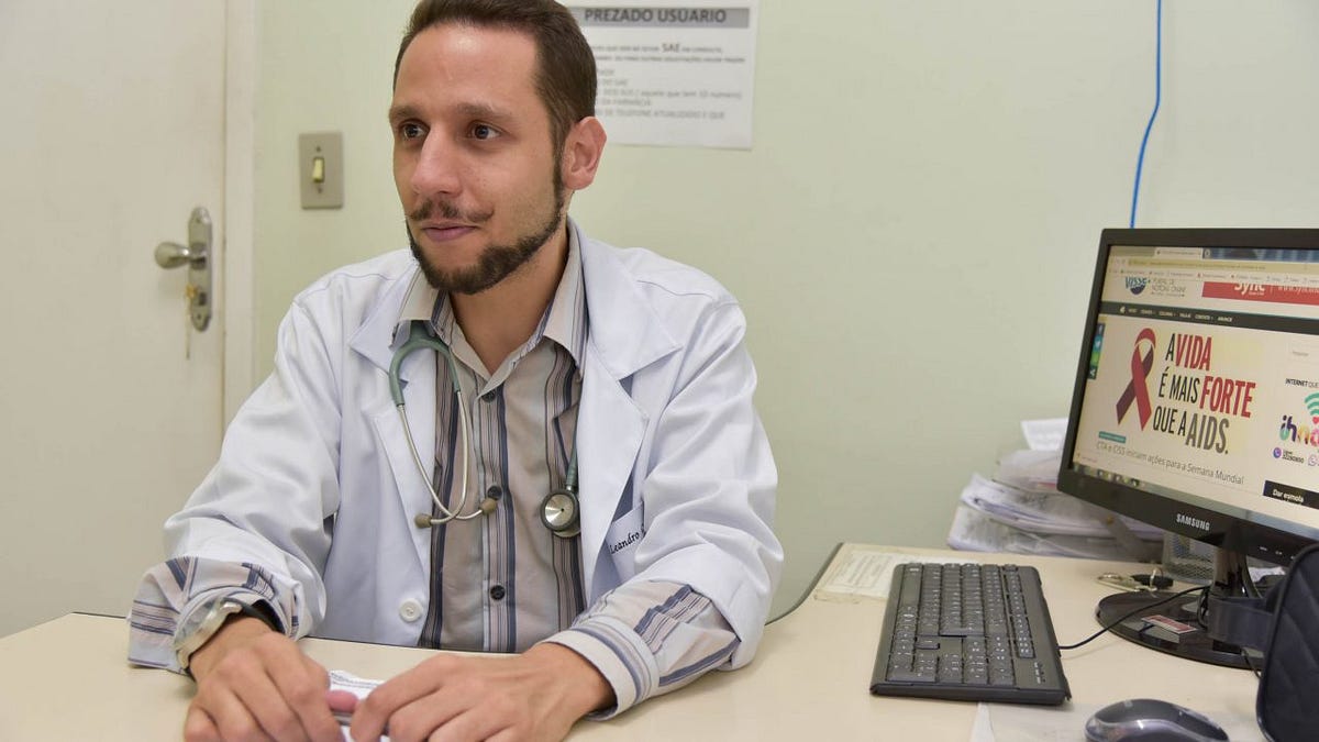 Entrevista — Leandro Curi: ciência, combate à pandemia e negacionismo ...