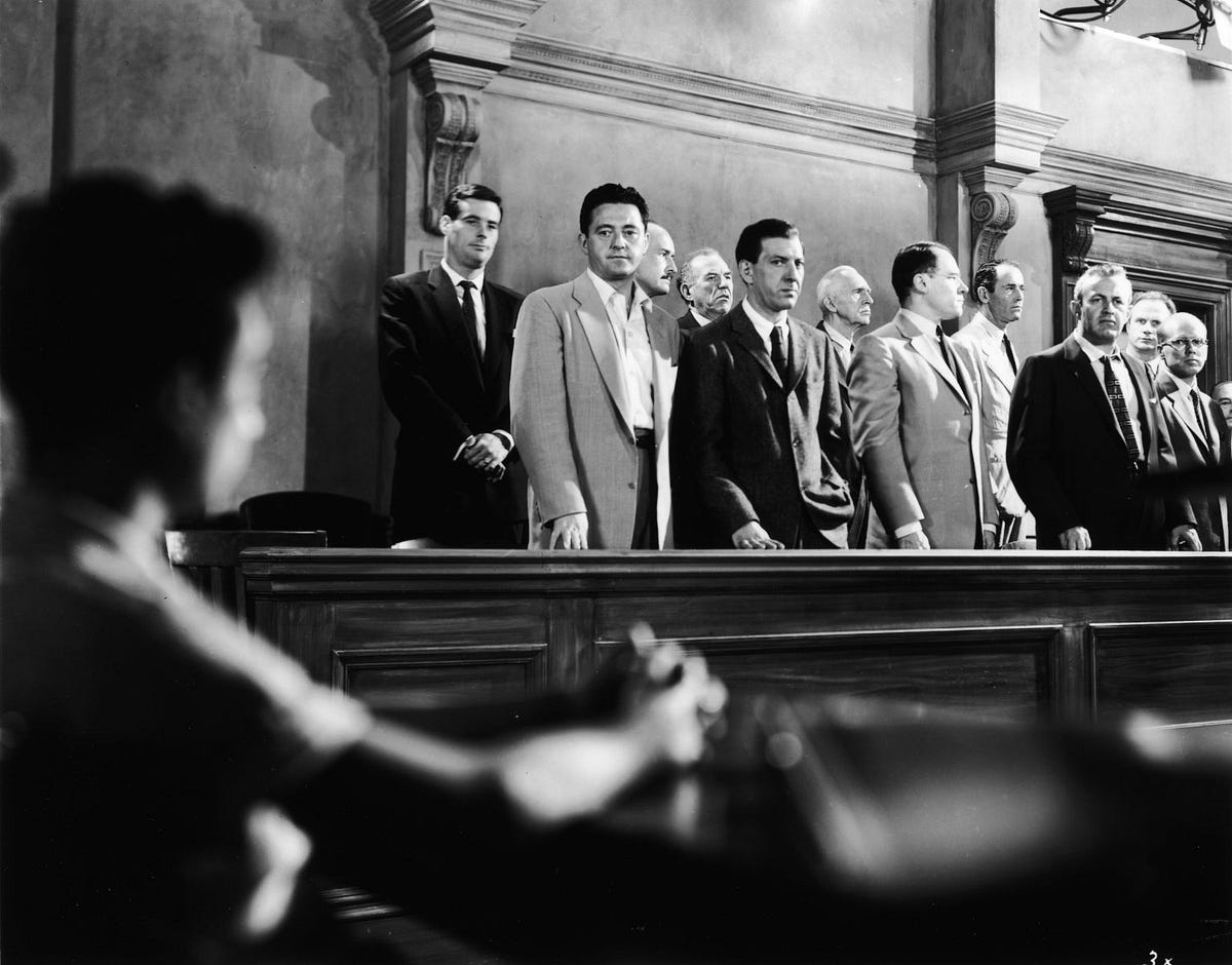 La muerte del Padre. 12 Hombres en Pugna | by RAMIRO A CAFFARO | Medium