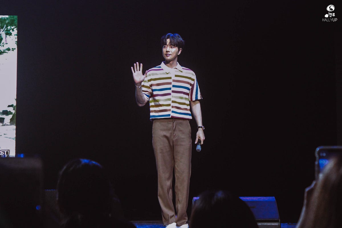 Park Hae Jin traps PH Jins under a beautiful spell in his first ever ...